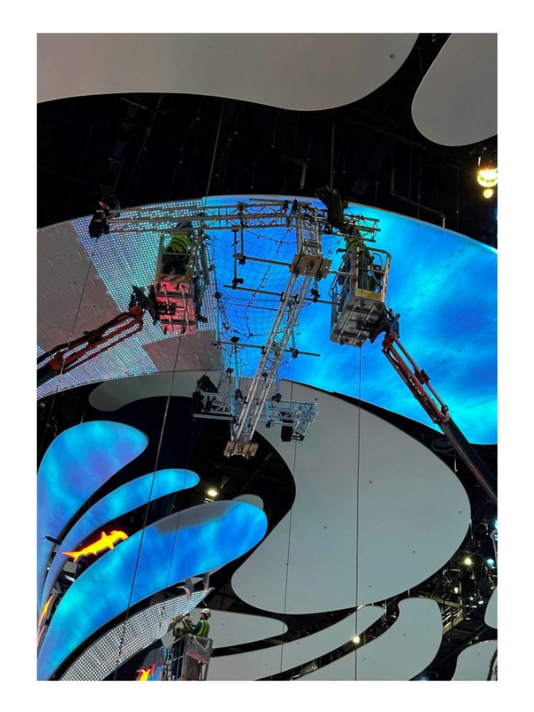 Unusual Rigging & Engineering Rigs Up Marine Magic at Seaworld Abu ...