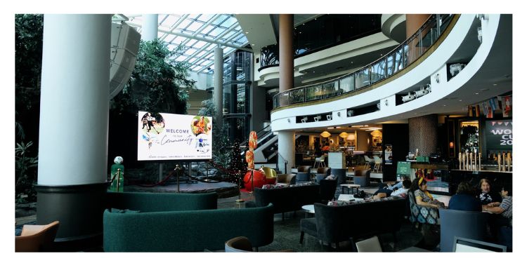 ViewSonic’s Foldable 135” LED Displays Offer Enhanced Flexibility and ...